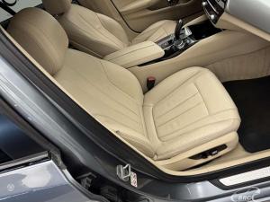Grey BMW 530 2017 in Vilnius, with an engine capacity of 2.99 L and mileage of 346 thousand km for 17500 €, photo 7 on AUTOMOTO.COM.LV