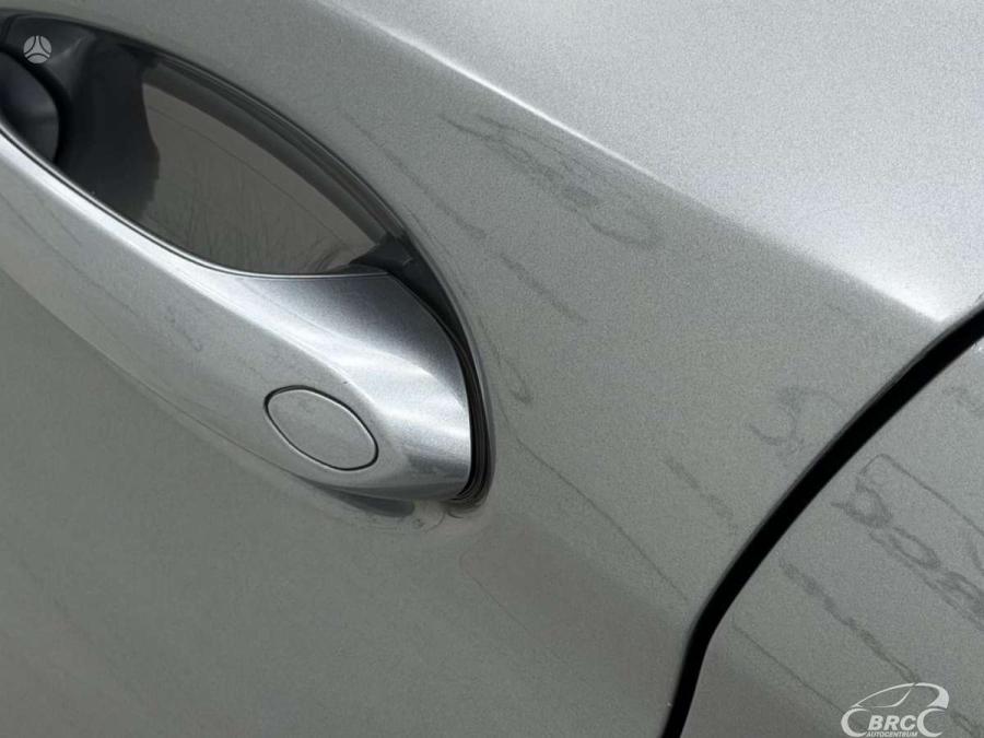 Grey BMW 530 2017 in Vilnius, with an engine capacity of 2.99 L and mileage of 346 thousand km for 17500 €, photo 20 on AUTOMOTO.COM.LV