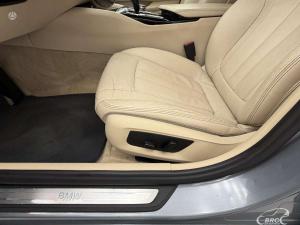 Grey BMW 530 2017 in Vilnius, with an engine capacity of 2.99 L and mileage of 346 thousand km for 17500 €, photo 24 on AUTOMOTO.COM.LV