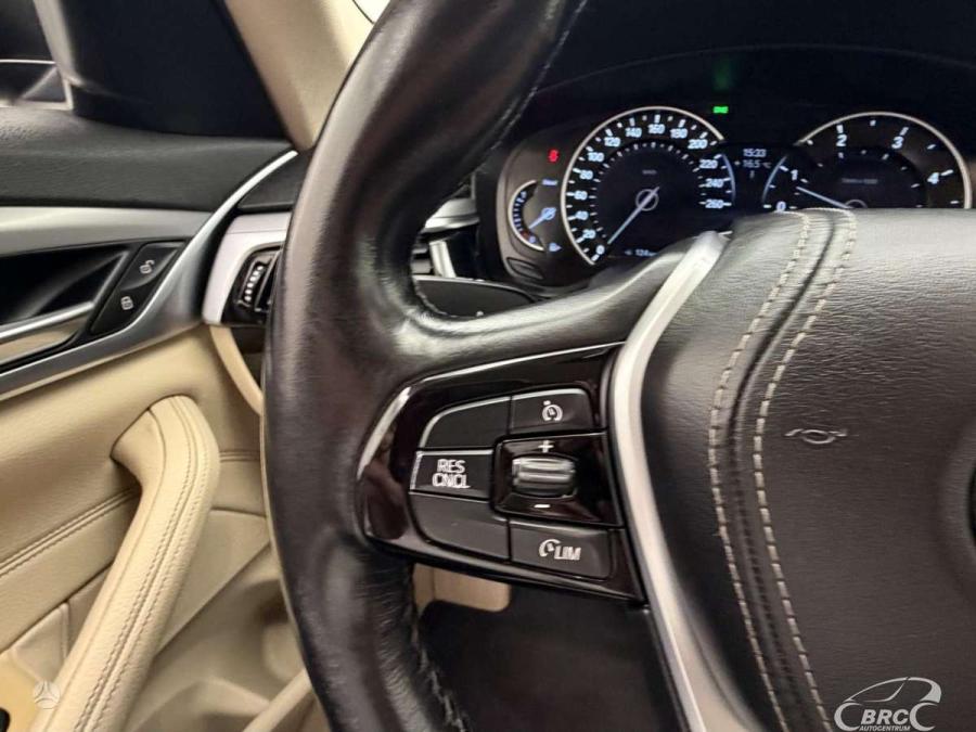 Grey BMW 530 2017 in Vilnius, with an engine capacity of 2.99 L and mileage of 346 thousand km for 17500 €, photo 32 on AUTOMOTO.COM.LV