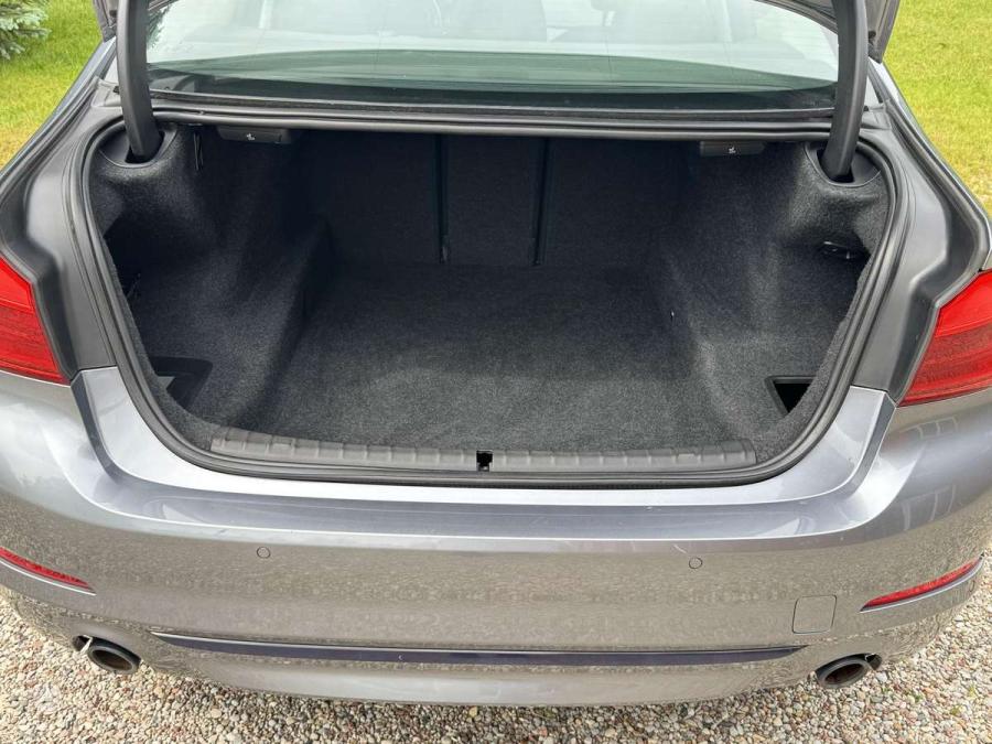Pelēks BMW 530 2017 Kretinga, ar dzinēja tilpumu 2.99 L un nobraukumu 164 tūkst. km par 19800 €, foto 18 vietnē AUTOMOTO.COM.LV