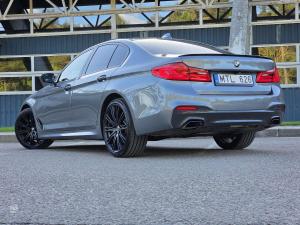 Grey BMW 530 2017 in Vilnius, with an engine capacity of 2.99 L and mileage of 262 thousand km for 23500 €, photo 11 on AUTOMOTO.COM.LV
