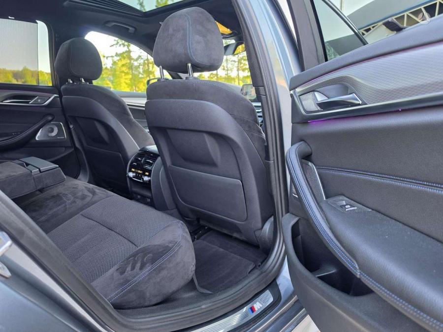 Grey BMW 530 2017 in Vilnius, with an engine capacity of 2.99 L and mileage of 262 thousand km for 23500 €, photo 12 on AUTOMOTO.COM.LV