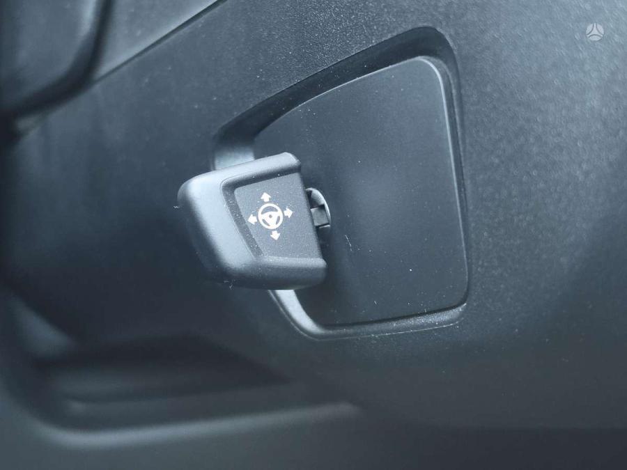 Grey BMW 530 2017 in Vilnius, with an engine capacity of 2.99 L and mileage of 262 thousand km for 23500 €, photo 18 on AUTOMOTO.COM.LV