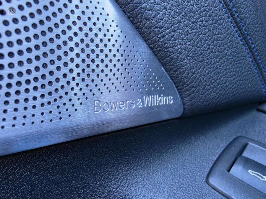 Grey BMW 530 2017 in Vilnius, with an engine capacity of 2.99 L and mileage of 262 thousand km for 23500 €, photo 22 on AUTOMOTO.COM.LV