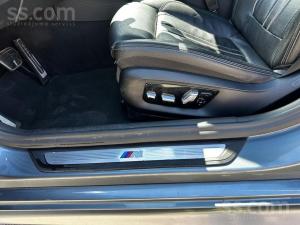 Grey BMW 530 2017 in Riga, with an engine capacity of 3.00 L and mileage of 208 thousand km for 24500 €, photo 7 on AUTOMOTO.COM.LV