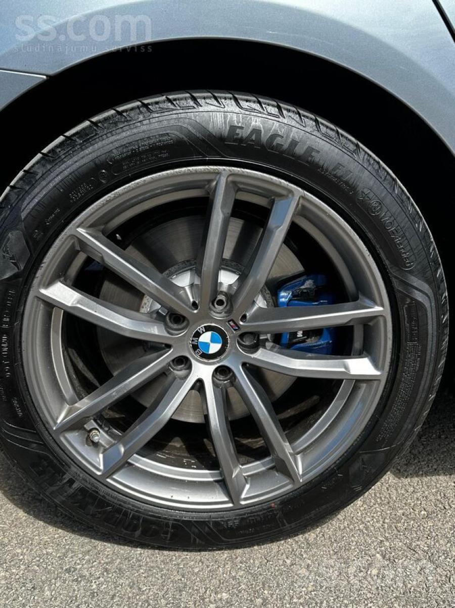 Grey BMW 530 2017 in Riga, with an engine capacity of 3.00 L and mileage of 208 thousand km for 24500 €, photo 9 on AUTOMOTO.COM.LV