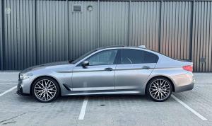 Grey BMW 530 2017 in Kaunas, with an engine capacity of 2.99 L and mileage of 259 thousand km for 22500 €, photo 7 on AUTOMOTO.COM.LV