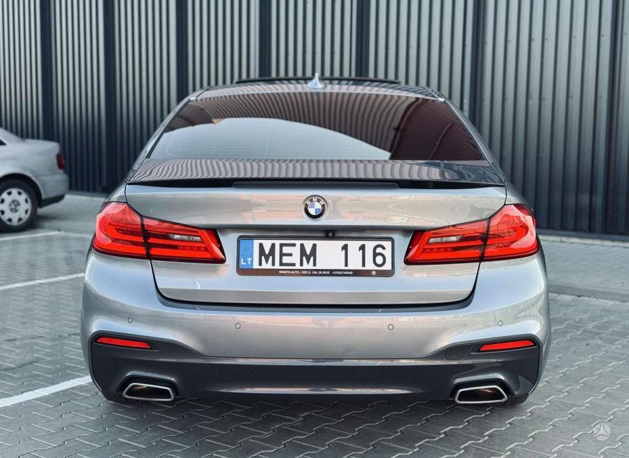 Grey BMW 530 2017 in Kaunas, with an engine capacity of 2.99 L and mileage of 259 thousand km for 22500 €, photo 9 on AUTOMOTO.COM.LV