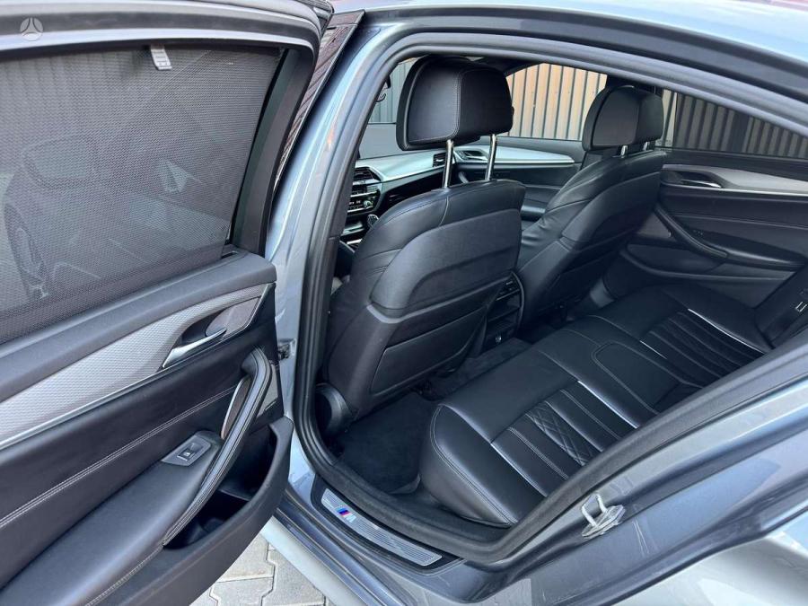 Grey BMW 530 2017 in Kaunas, with an engine capacity of 2.99 L and mileage of 259 thousand km for 22500 €, photo 17 on AUTOMOTO.COM.LV