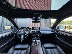 Grey BMW 530 2017 in Kaunas, with an engine capacity of 2.99 L and mileage of 259 thousand km for 22500 €, photo 22 on AUTOMOTO.COM.LV