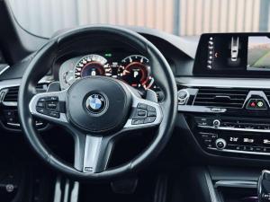 Grey BMW 530 2017 in Kaunas, with an engine capacity of 2.99 L and mileage of 259 thousand km for 22500 €, photo 23 on AUTOMOTO.COM.LV