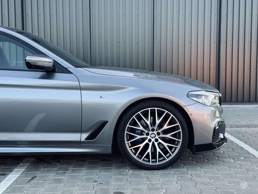 Grey BMW 530 2017 in Kaunas, with an engine capacity of 2.99 L and mileage of 259 thousand km for 22500 €, photo 53 on AUTOMOTO.COM.LV