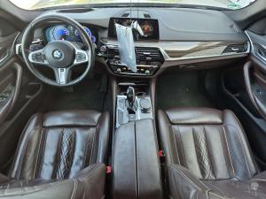 Grey BMW 530 2017 in Siauliai, with an engine capacity of 2.99 L and mileage of 258 thousand km for 14990 €, photo 7 on AUTOMOTO.COM.LV