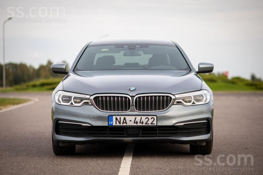Pelēks BMW 530 2017 Rīga, ar dzinēja tilpumu 3.00 L un nobraukumu 230 tūkst. km par 24500 €, foto 11 vietnē AUTOMOTO.COM.LV