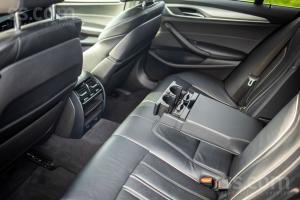 Pelēks BMW 530 2017 Rīga, ar dzinēja tilpumu 3.00 L un nobraukumu 230 tūkst. km par 24500 €, foto 18 vietnē AUTOMOTO.COM.LV