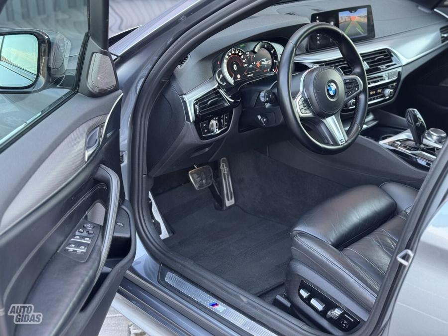 Pelēks BMW 530 2017 Kauņa, ar dzinēja tilpumu 3.00 L un nobraukumu 259 tūkst. km par 22300 €, foto 11 vietnē AUTOMOTO.COM.LV