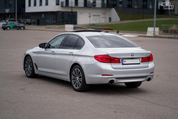 Grey BMW 530 2018 in Vilnius, with an engine capacity of 2.00 L and mileage of 108 thousand km for 18000 €, photo 2 on AUTOMOTO.COM.LV
