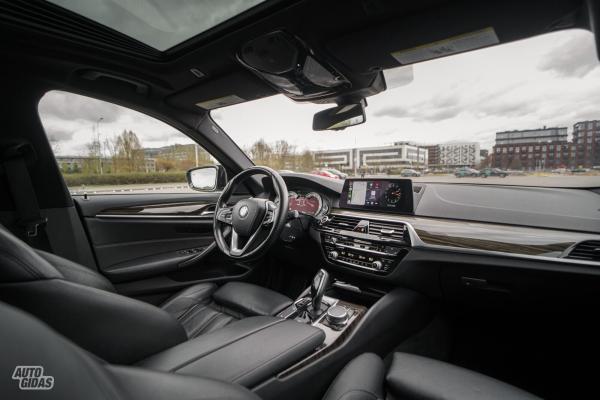 Grey BMW 530 2018 in Vilnius, with an engine capacity of 2.00 L and mileage of 108 thousand km for 18000 €, photo 7 on AUTOMOTO.COM.LV