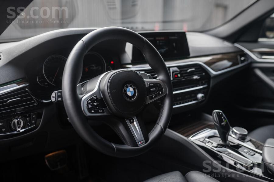 Grey BMW 530 2018 in Riga, with an engine capacity of 3.00 L and mileage of 110 thousand km for 28777 €, photo 14 on AUTOMOTO.COM.LV