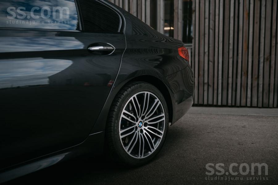 Grey BMW 530 2018 in Riga, with an engine capacity of 3.00 L and mileage of 110 thousand km for 28777 €, photo 24 on AUTOMOTO.COM.LV