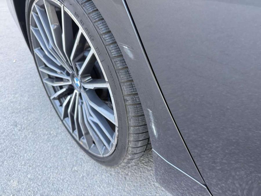 Pelēks BMW 530 2018 Vilkaviškis, ar dzinēja tilpumu 2.99 L un nobraukumu 282 tūkst. km par 17900 €, foto 20 vietnē AUTOMOTO.COM.LV