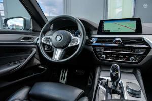 Grey BMW 530 2018 in Kaunas, with an engine capacity of 2.00 L and mileage of 237 thousand km for 19950 €, photo 40 on AUTOMOTO.COM.LV