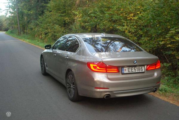 Grey BMW 530 2018 in Alytus, with an engine capacity of 2.00 L and mileage of 202 thousand km for 18000 €, photo 5 on AUTOMOTO.COM.LV