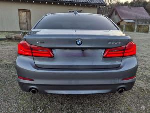 Grey BMW 530 2019 in Silute, with an engine capacity of 3.00 L and mileage of 268 thousand km for 14900 €, photo 9 on AUTOMOTO.COM.LV