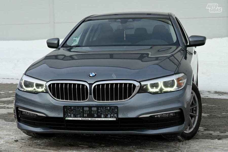 Grey BMW 530 2019 in Kretinga, with an engine capacity of 3.00 L and mileage of 269 thousand km for 18499 €, photo 2 on AUTOMOTO.COM.LV