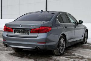 Grey BMW 530 2019 in Kretinga, with an engine capacity of 2.99 L and mileage of 269 thousand km for 18499 €, photo 6 on AUTOMOTO.COM.LV