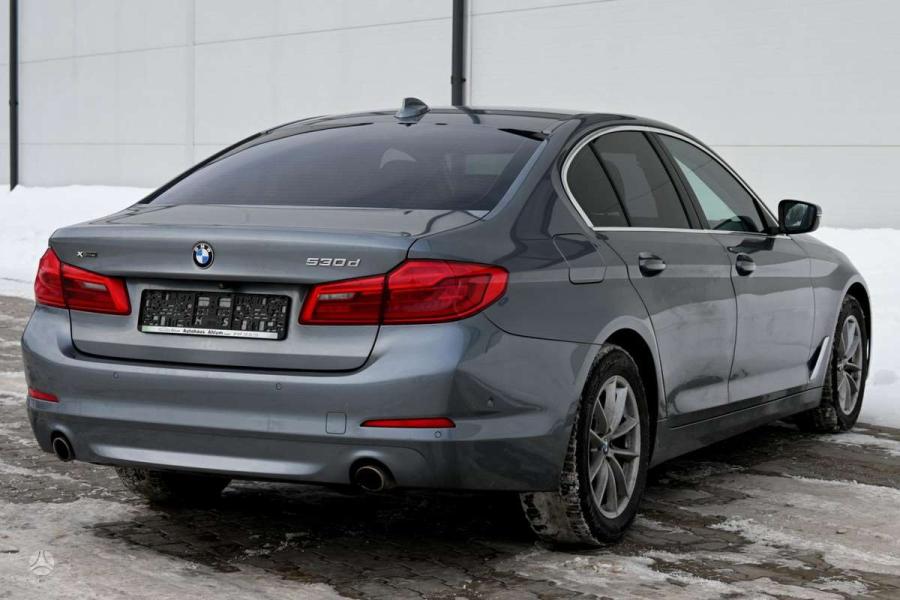 Grey BMW 530 2019 in Kretinga, with an engine capacity of 2.99 L and mileage of 269 thousand km for 18499 €, photo 6 on AUTOMOTO.COM.LV