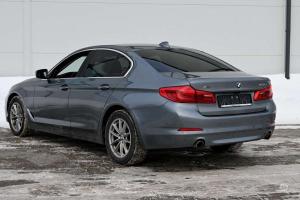 Grey BMW 530 2019 in Kretinga, with an engine capacity of 2.99 L and mileage of 269 thousand km for 18499 €, photo 8 on AUTOMOTO.COM.LV