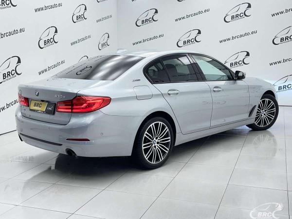Grey BMW 530 2019 in Vilnius, with an engine capacity of 2.00 L and mileage of 74 thousand km for 24900 €, photo 3 on AUTOMOTO.COM.LV