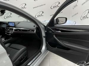 Grey BMW 530 2019 in Vilnius, with an engine capacity of 2.00 L and mileage of 74 thousand km for 24900 €, photo 9 on AUTOMOTO.COM.LV