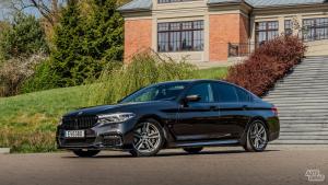 Grey BMW 530 2019 in Vilnius, with an engine capacity of 2.00 L and mileage of 146 thousand km for 22200 €, photo  on AUTOMOTO.COM.LV