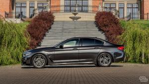 Grey BMW 530 2019 in Vilnius, with an engine capacity of 2.00 L and mileage of 146 thousand km for 22200 €, photo 9 on AUTOMOTO.COM.LV
