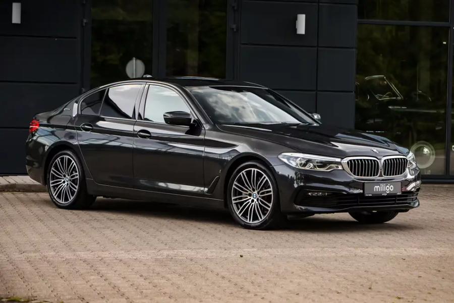 Pelēks BMW 530 2019 Jelgava, ar dzinēja tilpumu 2.00 L un nobraukumu 240 tūkst. km par 20999 €, foto 4 vietnē AUTOMOTO.COM.LV