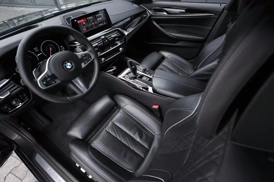 Pelēks BMW 530 2019 Jelgava, ar dzinēja tilpumu 2.00 L un nobraukumu 240 tūkst. km par 20999 €, foto 17 vietnē AUTOMOTO.COM.LV