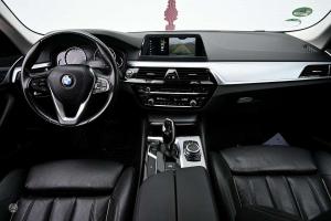 Grey BMW 530 2019 in Kretinga, with an engine capacity of 2.99 L and mileage of 269 thousand km for 17499 €, photo 26 on AUTOMOTO.COM.LV