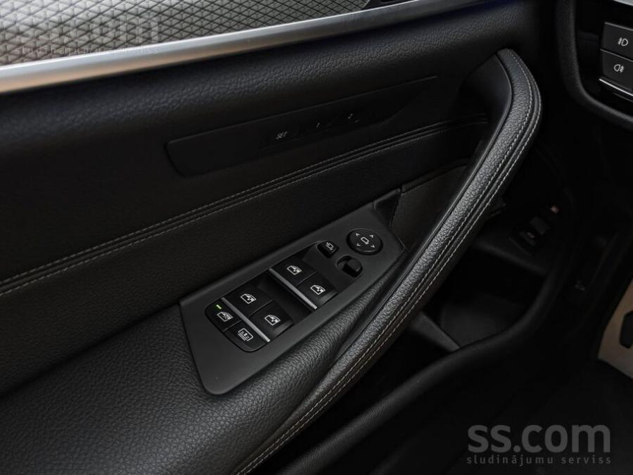 Pelēks BMW 530 2019 Tukums, ar dzinēja tilpumu 2.00 L un nobraukumu 187 tūkst. km par 24990 €, foto 26 vietnē AUTOMOTO.COM.LV