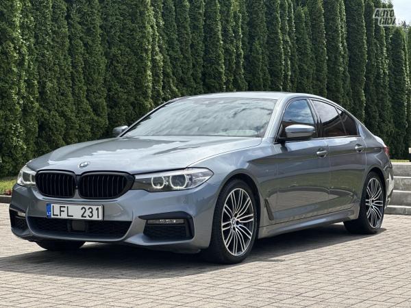 Grey BMW 530 2019 in Vilnius, with an engine capacity of 3.00 L and mileage of 203 thousand km for 21900 €, photo 6 on AUTOMOTO.COM.LV