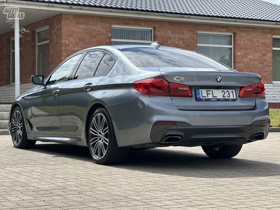 Grey BMW 530 2019 in Vilnius, with an engine capacity of 3.00 L and mileage of 203 thousand km for 21900 €, photo 15 on AUTOMOTO.COM.LV