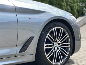 Grey BMW 530 2019 in Vilnius, with an engine capacity of 3.00 L and mileage of 203 thousand km for 21900 €, photo 23 on AUTOMOTO.COM.LV