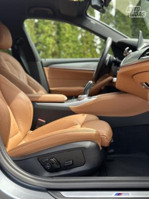 Grey BMW 530 2019 in Vilnius, with an engine capacity of 3.00 L and mileage of 203 thousand km for 21900 €, photo 32 on AUTOMOTO.COM.LV