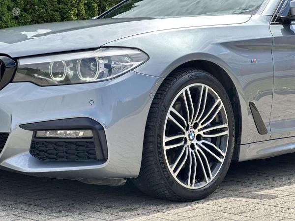 Grey BMW 530 2019 in Nemencine, with an engine capacity of 2.99 L and mileage of 203 thousand km for 21900 €, photo 7 on AUTOMOTO.COM.LV