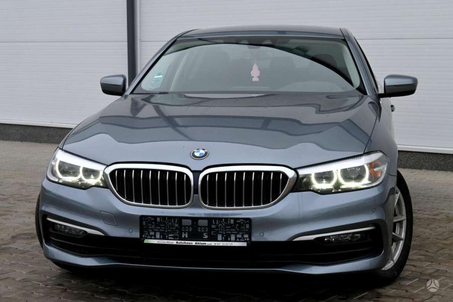 Grey BMW 530 2019 in Kretinga, with an engine capacity of 2.99 L and mileage of 269 thousand km for 17499 €, photo 3 on AUTOMOTO.COM.LV