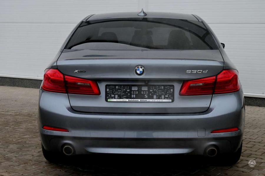 Grey BMW 530 2019 in Kretinga, with an engine capacity of 2.99 L and mileage of 269 thousand km for 17499 €, photo 9 on AUTOMOTO.COM.LV