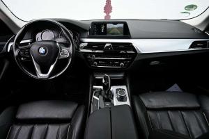 Grey BMW 530 2019 in Kretinga, with an engine capacity of 2.99 L and mileage of 269 thousand km for 17499 €, photo 26 on AUTOMOTO.COM.LV