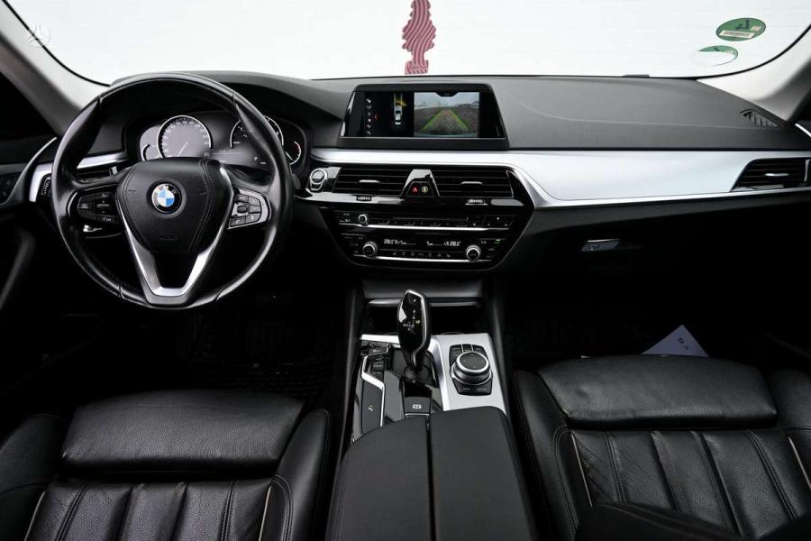 Grey BMW 530 2019 in Kretinga, with an engine capacity of 2.99 L and mileage of 269 thousand km for 17499 €, photo 26 on AUTOMOTO.COM.LV
